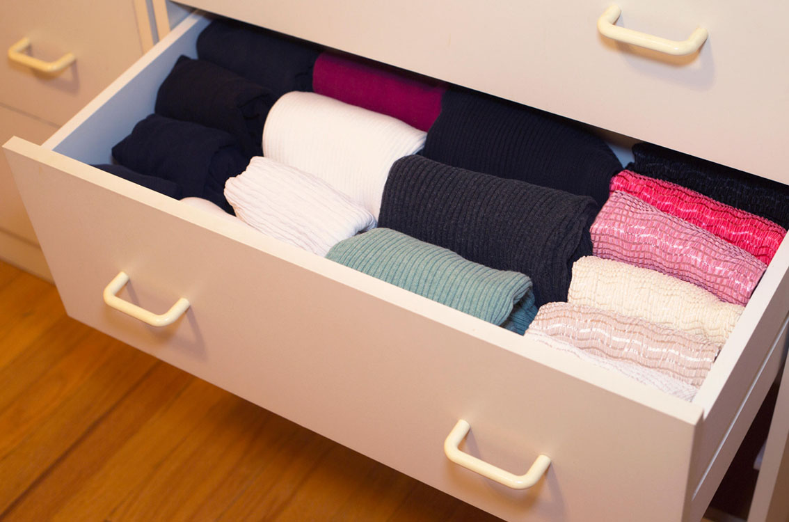 Aprende a doblar la ropa con Marie Kondo